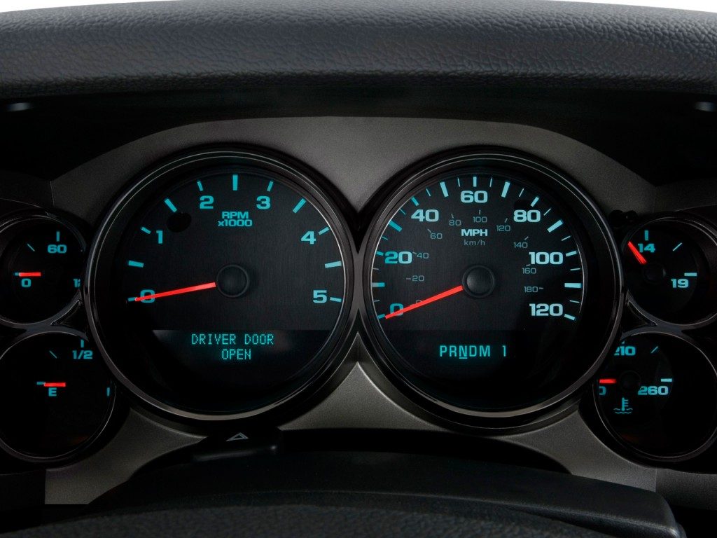 CHEVY SILVERADO SPEEDOMETER REPAIR - PixelTek Instrument cluster repair